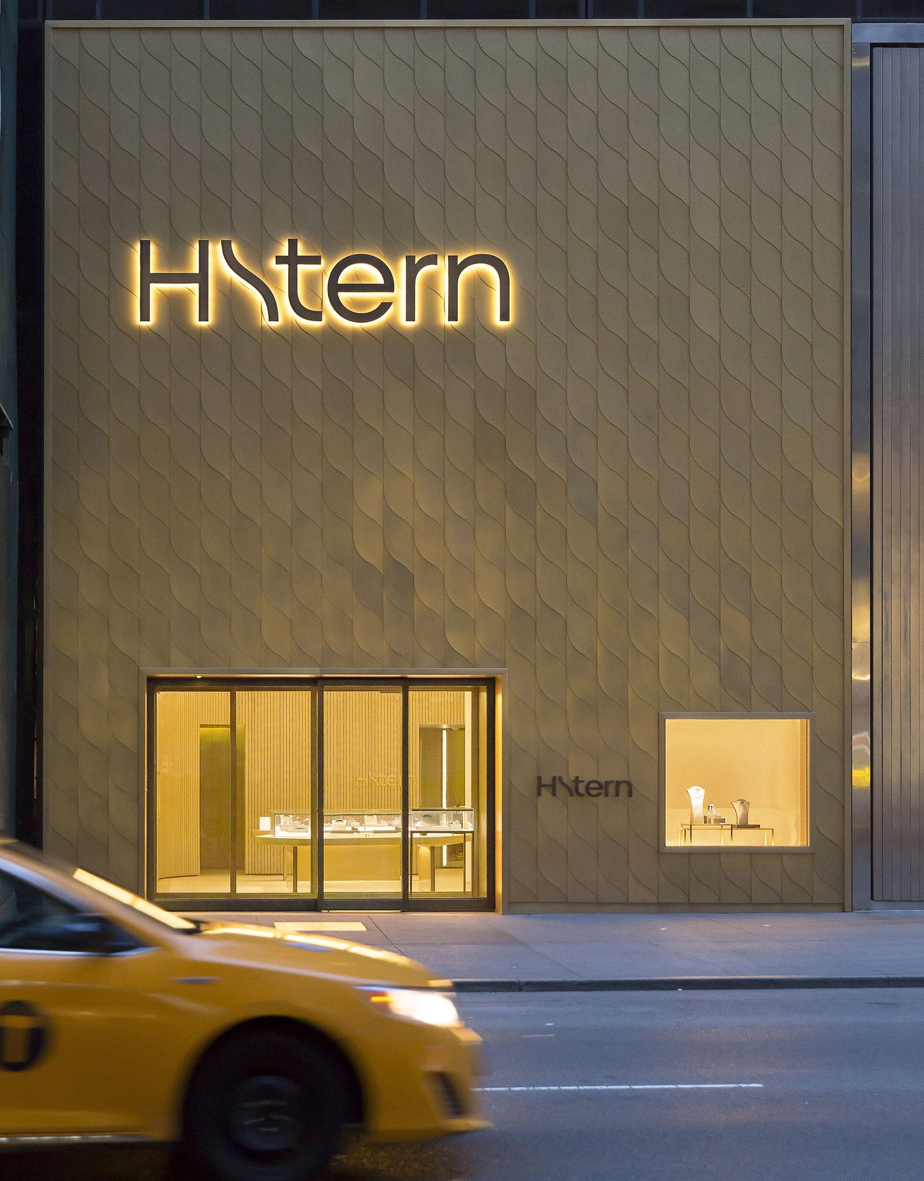 H.Stern NY - Projects - Arthur Casas