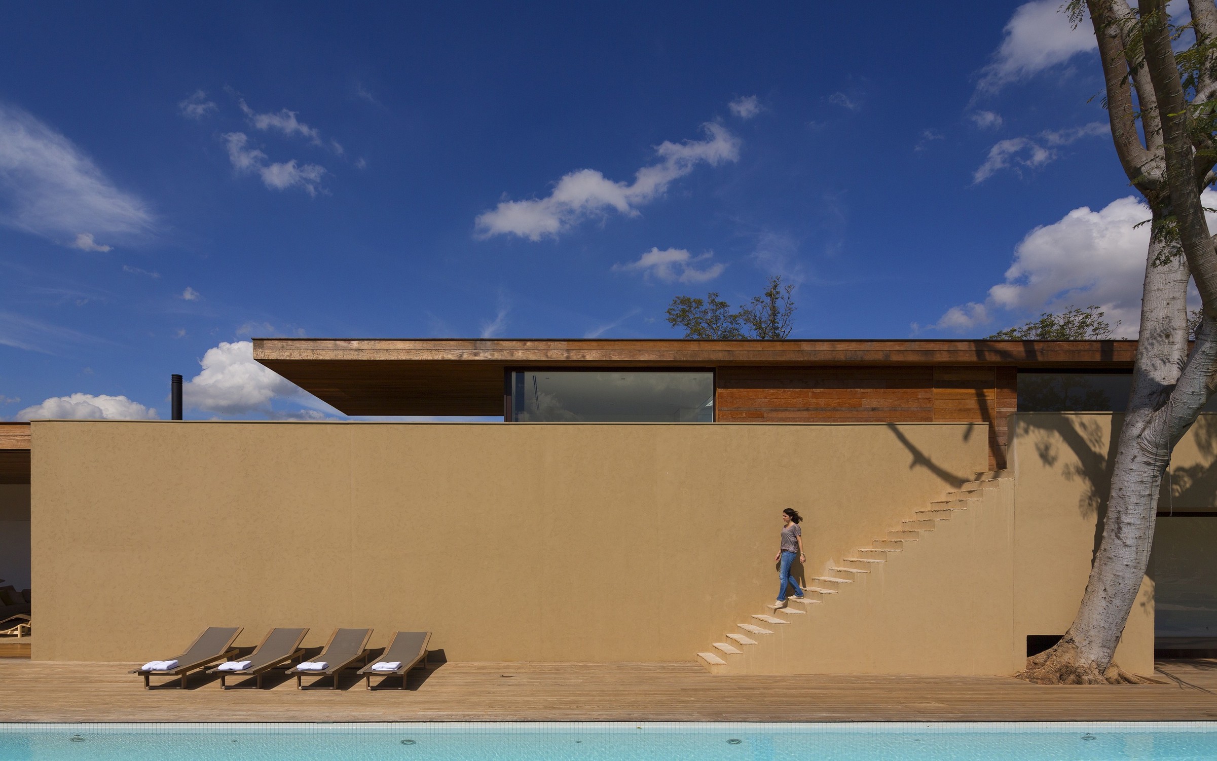 FC House - Projects - Arthur Casas