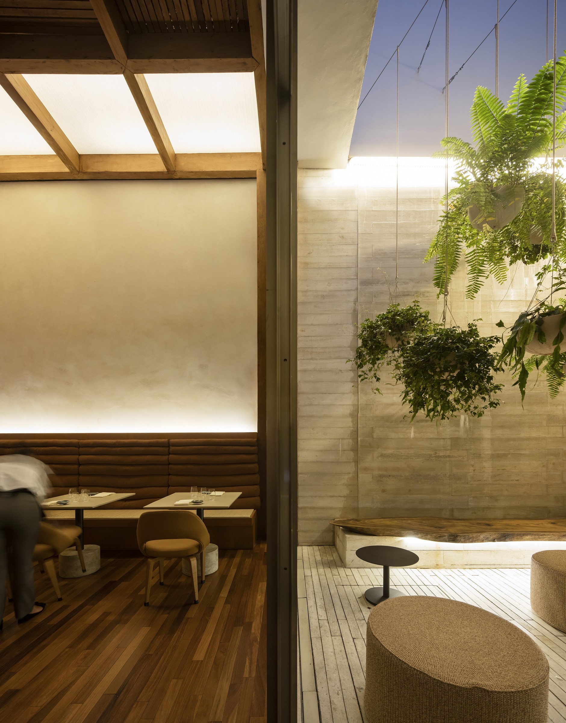 Kosushi Restaurant - Projects - Arthur Casas