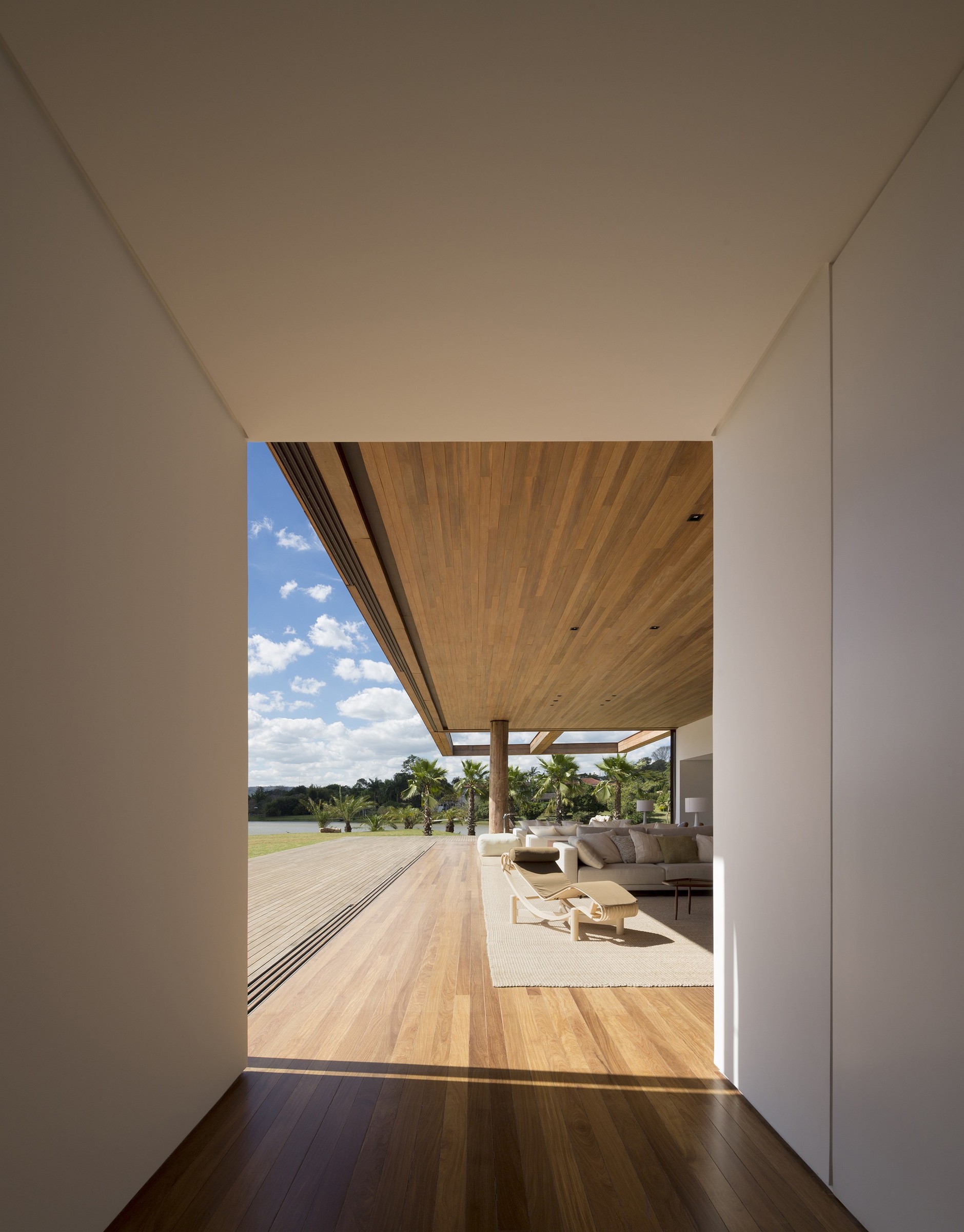 FC House - Projects - Arthur Casas