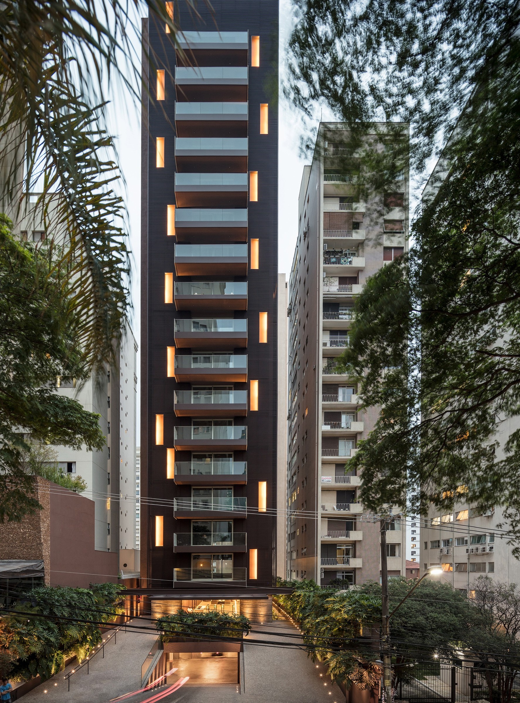 Bauman Corporate Retrofit - Projects - Arthur Casas