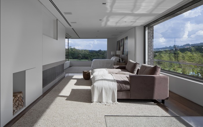 HS House / Projects / Studio Arthur Casas