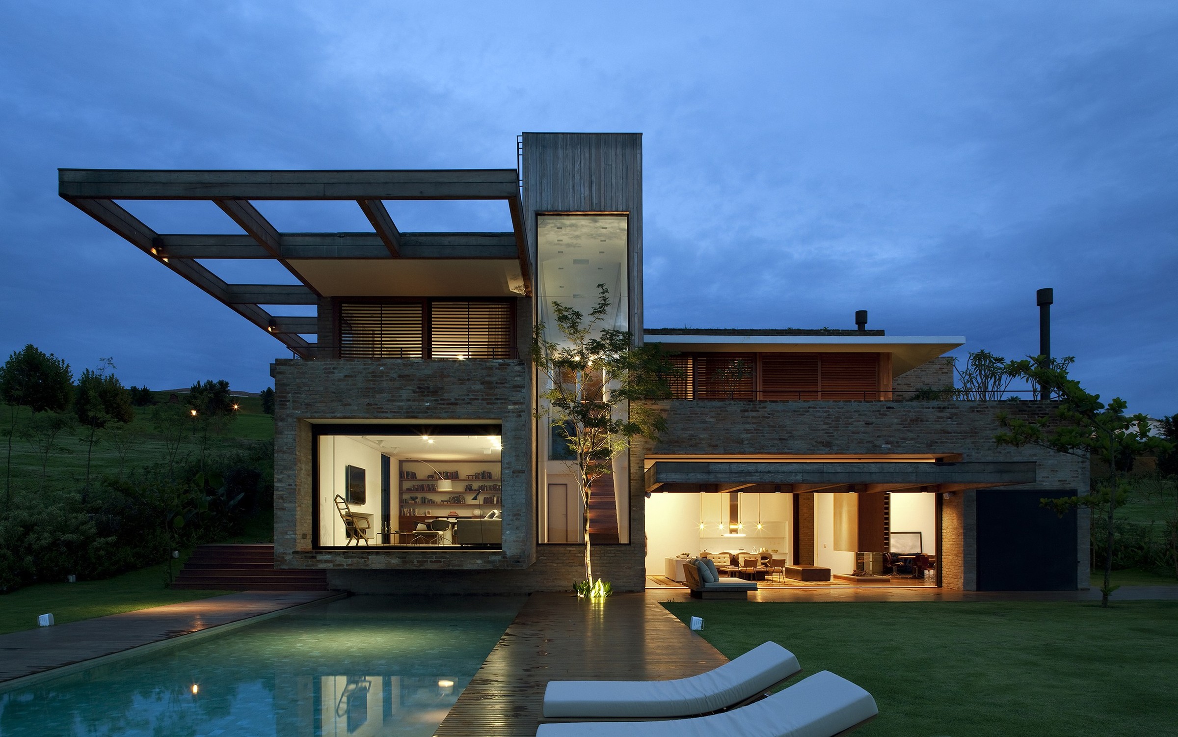 MP House - Projects - Arthur Casas