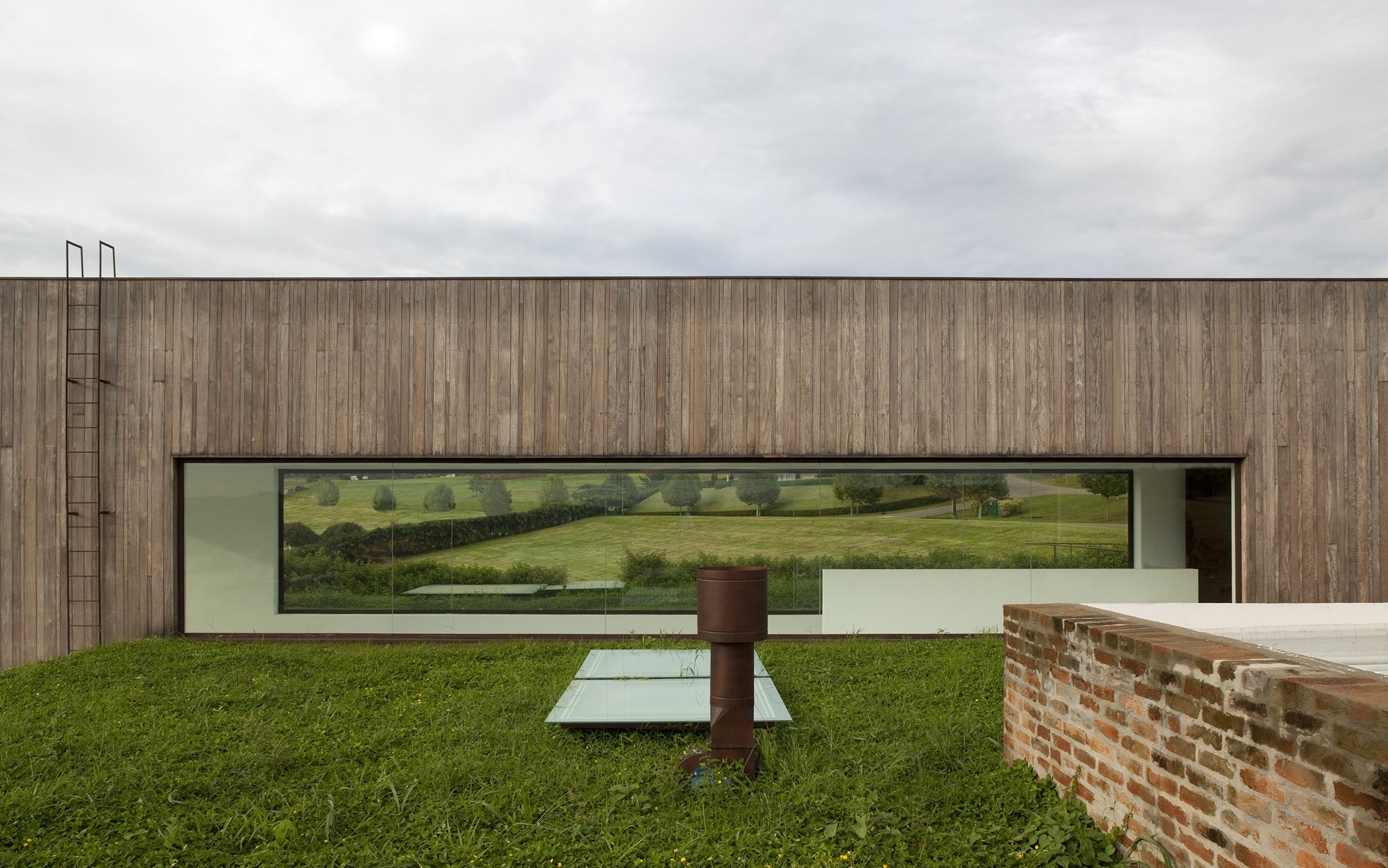 MP House - Projects - Arthur Casas