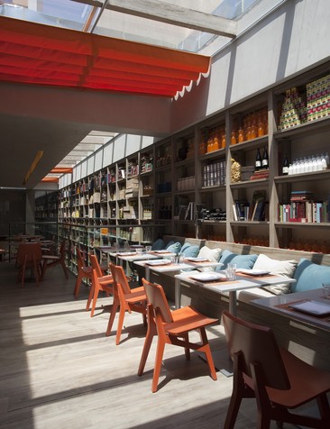 Alma María Restaurant - Projects - Arthur Casas