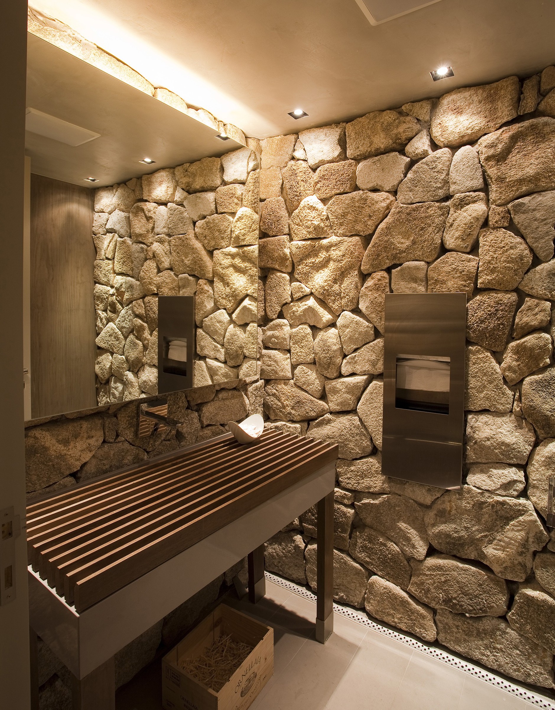 Alma María Restaurant - Projects - Arthur Casas