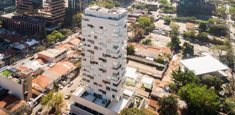 VN Ferreira Lobo Building - Projects - Arthur Casas