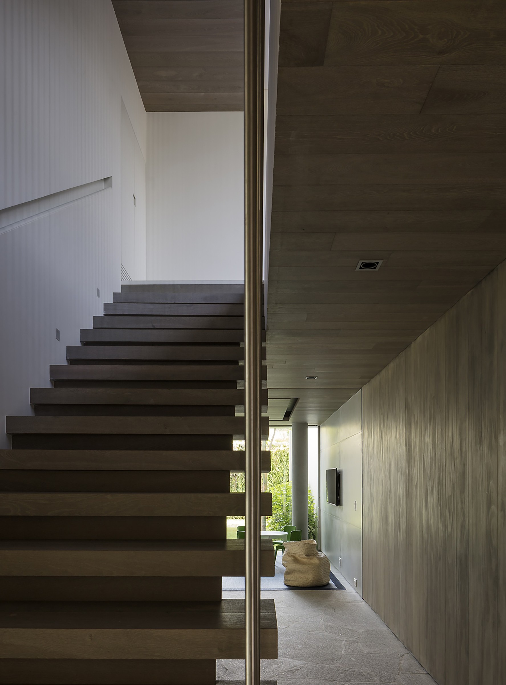 SB House - Projects - Arthur Casas