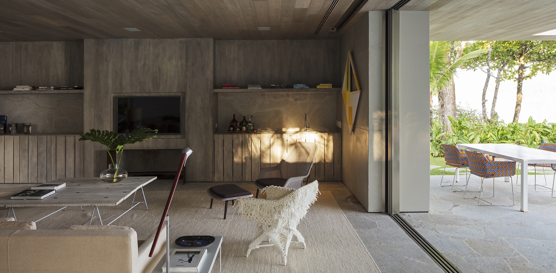 SB House - Projects - Arthur Casas