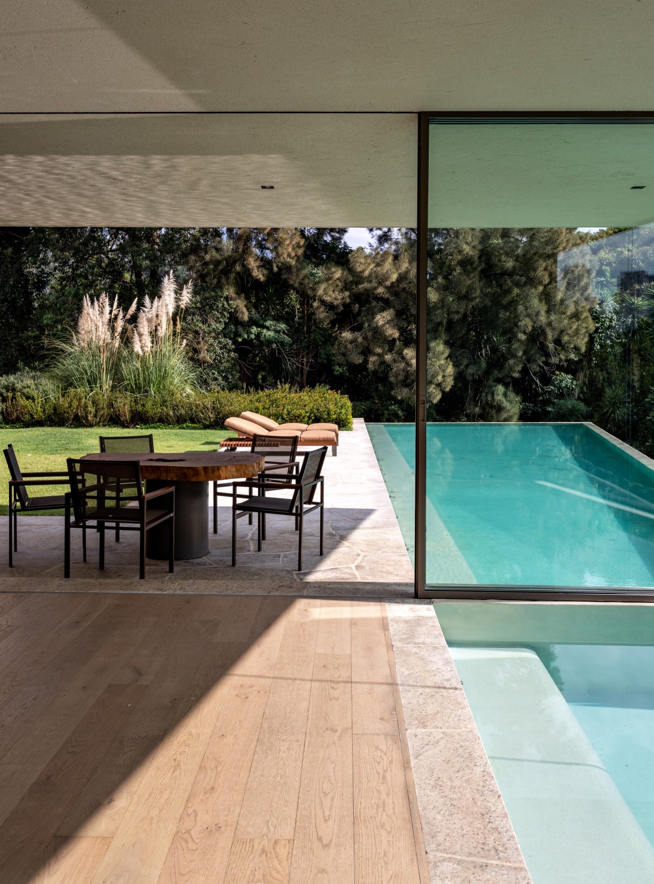 YB House - Projects - Arthur Casas