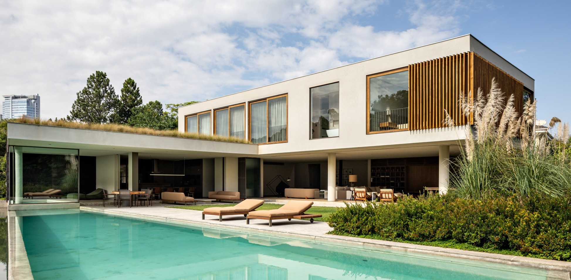 YB House - Projects - Arthur Casas