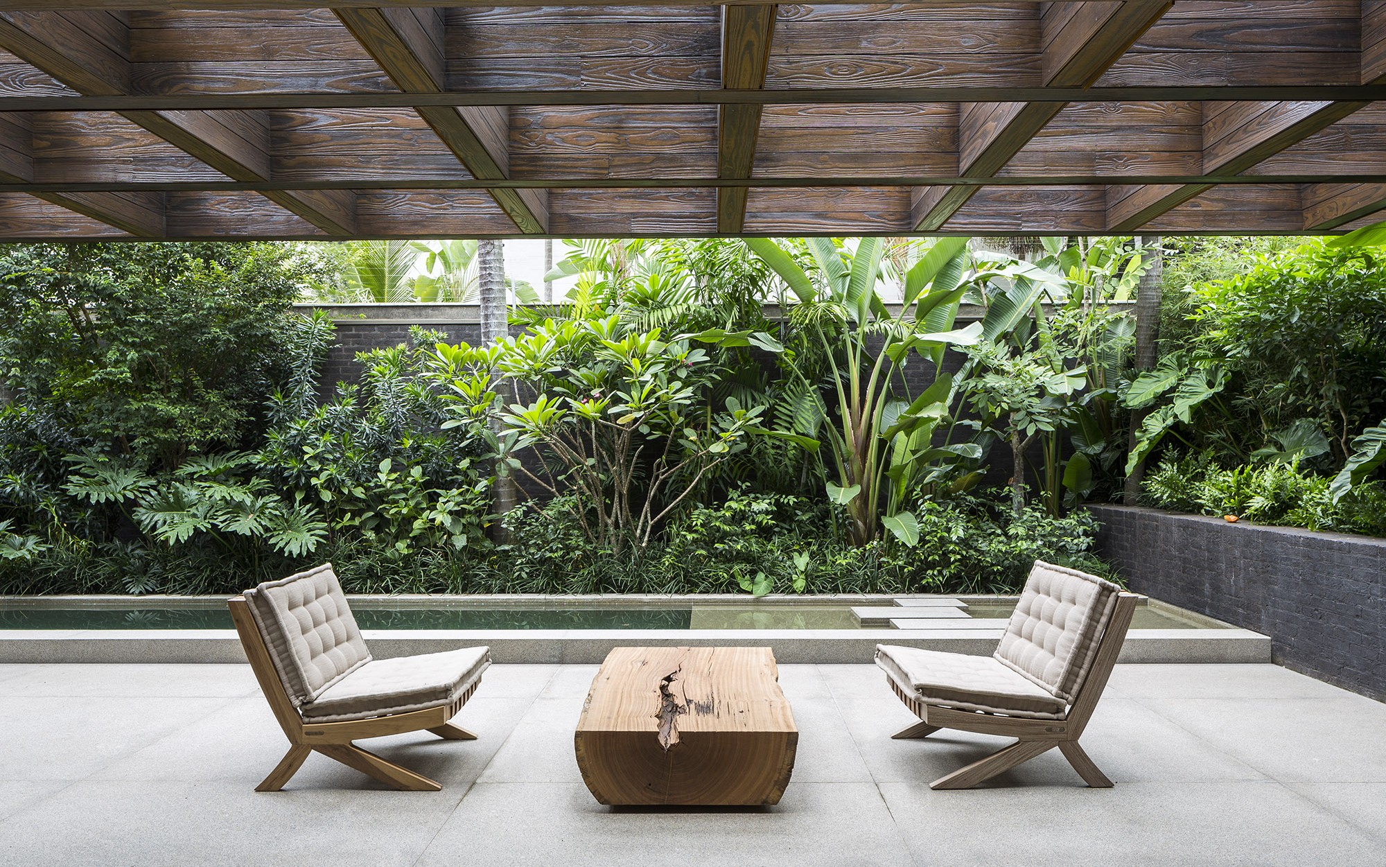IG House - Projects - Arthur Casas