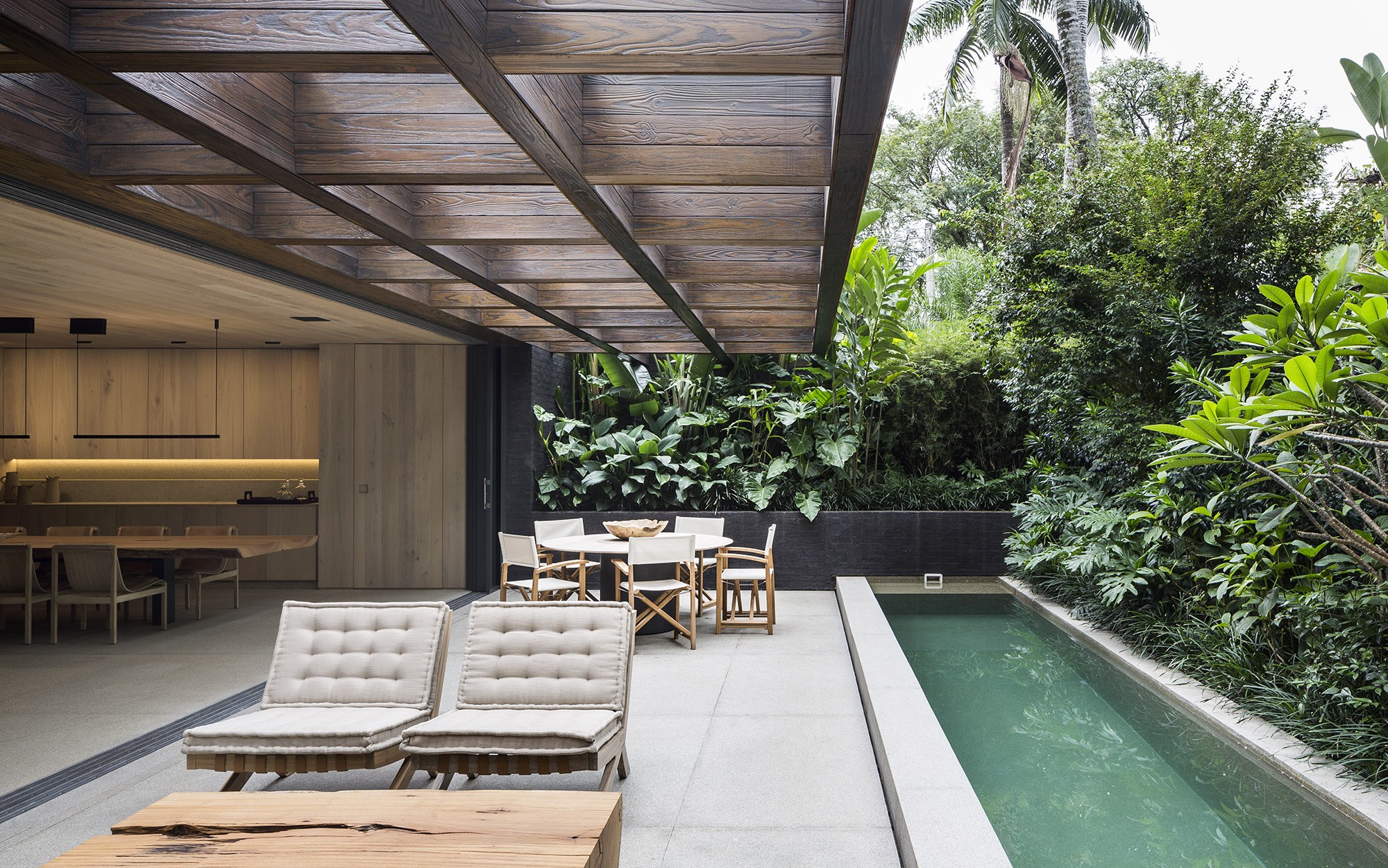 IG House - Projects - Arthur Casas