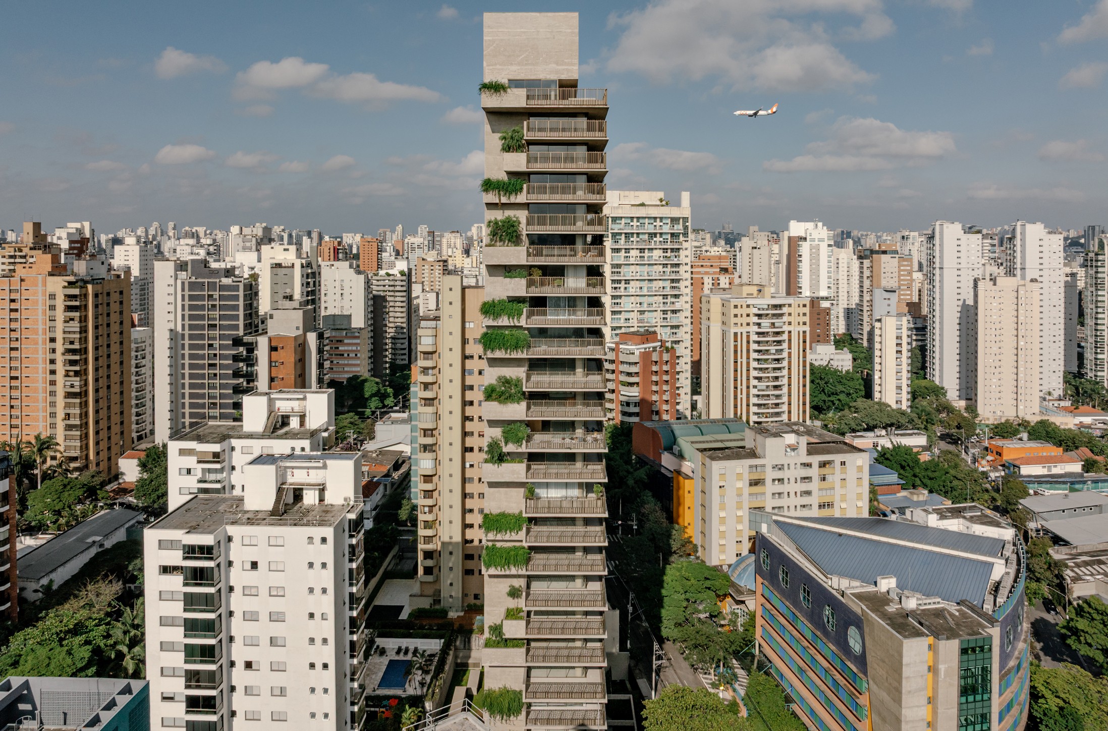 Ibaté - Projects - Arthur Casas